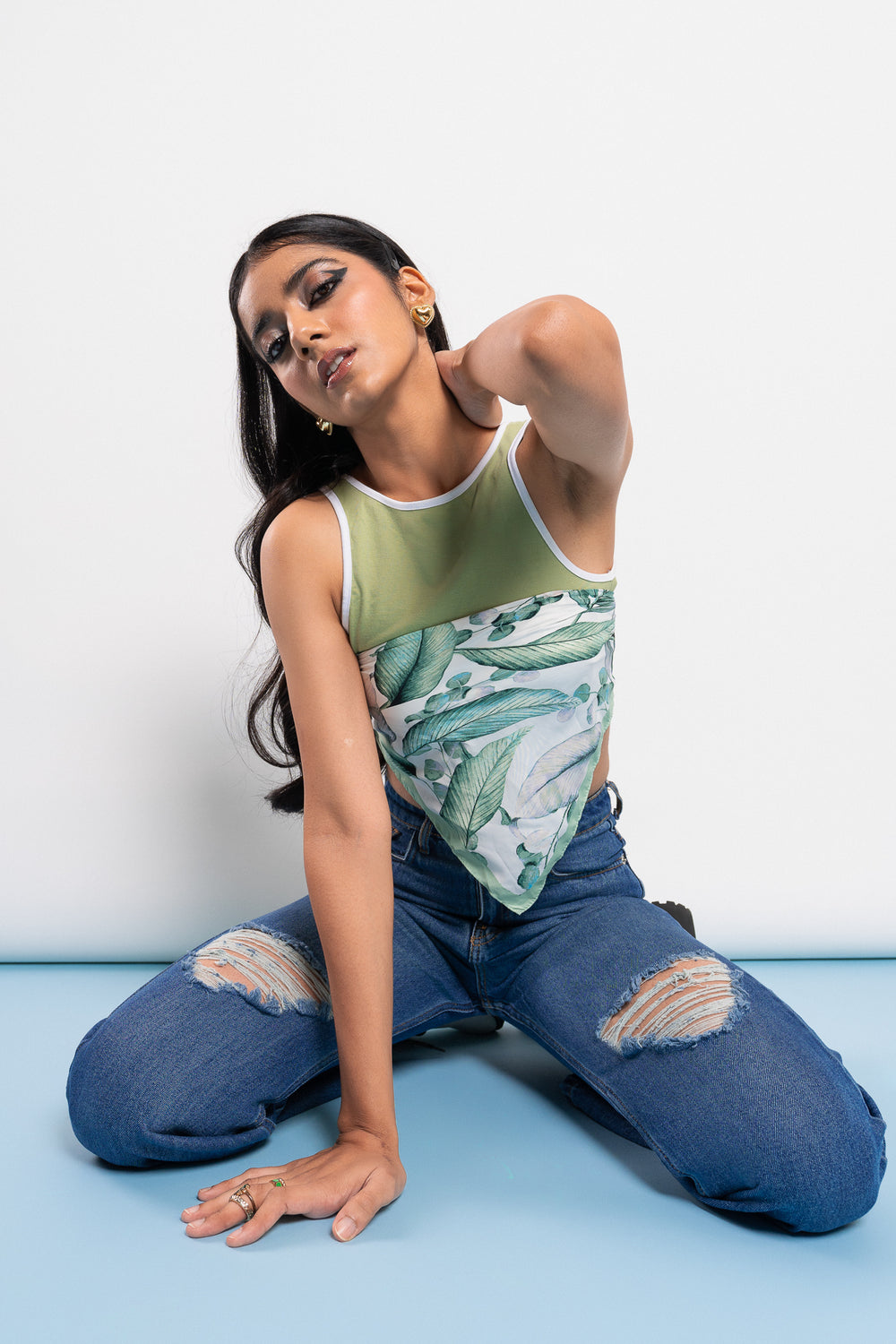 RIPPED WIDE LEG JEANS